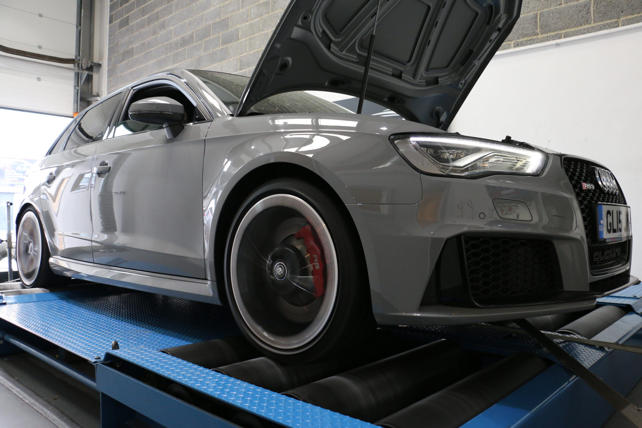 Audi RS3 ECU Remapping, Engine Tuning & S-Tronic Gearbox Remap