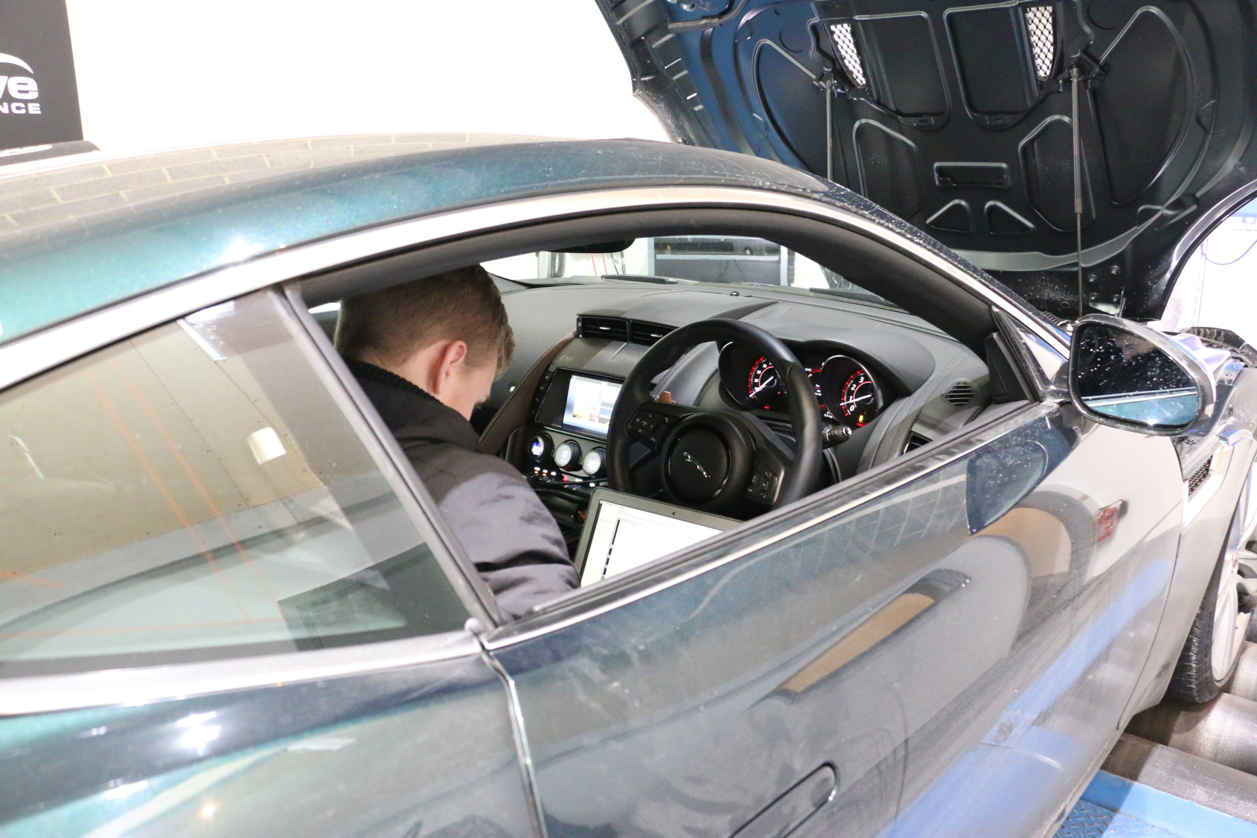 Jaguar F Type ECU Remapping, Engine Tuning & Gearbox Tuning
