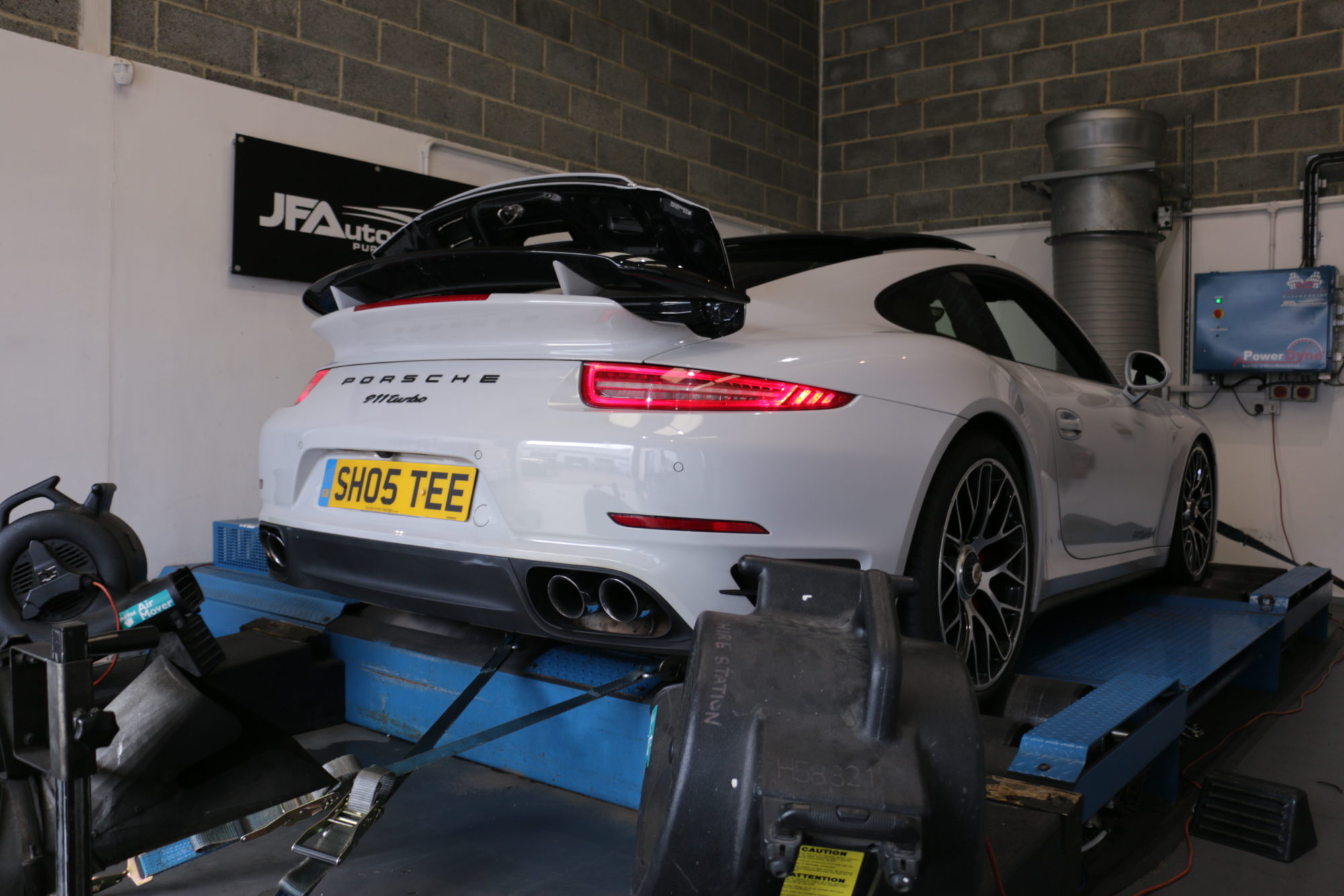 Porsche Remapping - Increased performance by ECU tuning