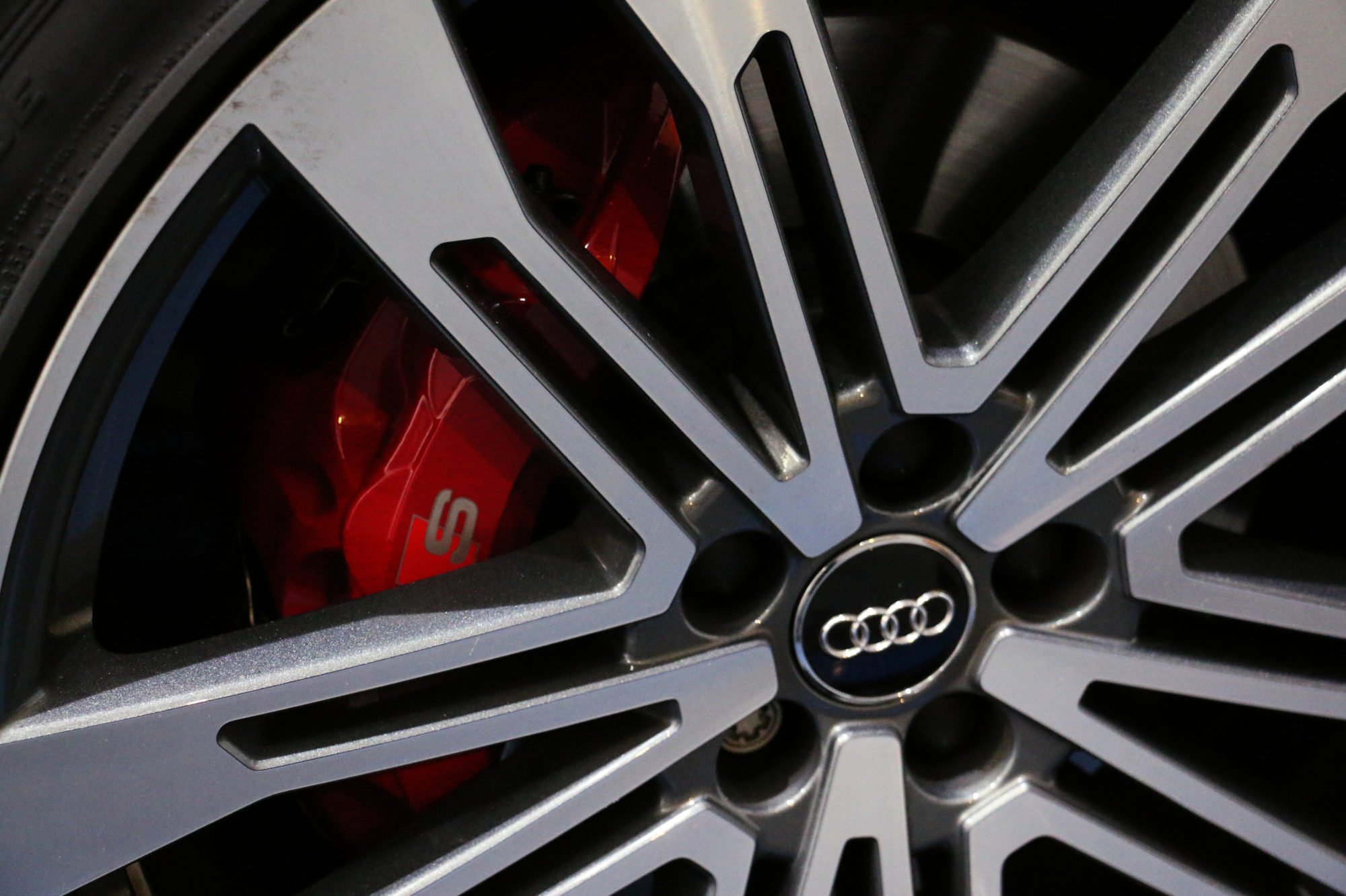 Audi SQ5 Tuning 3.0L TFSI > JF Automotive - Maidstone, Kent